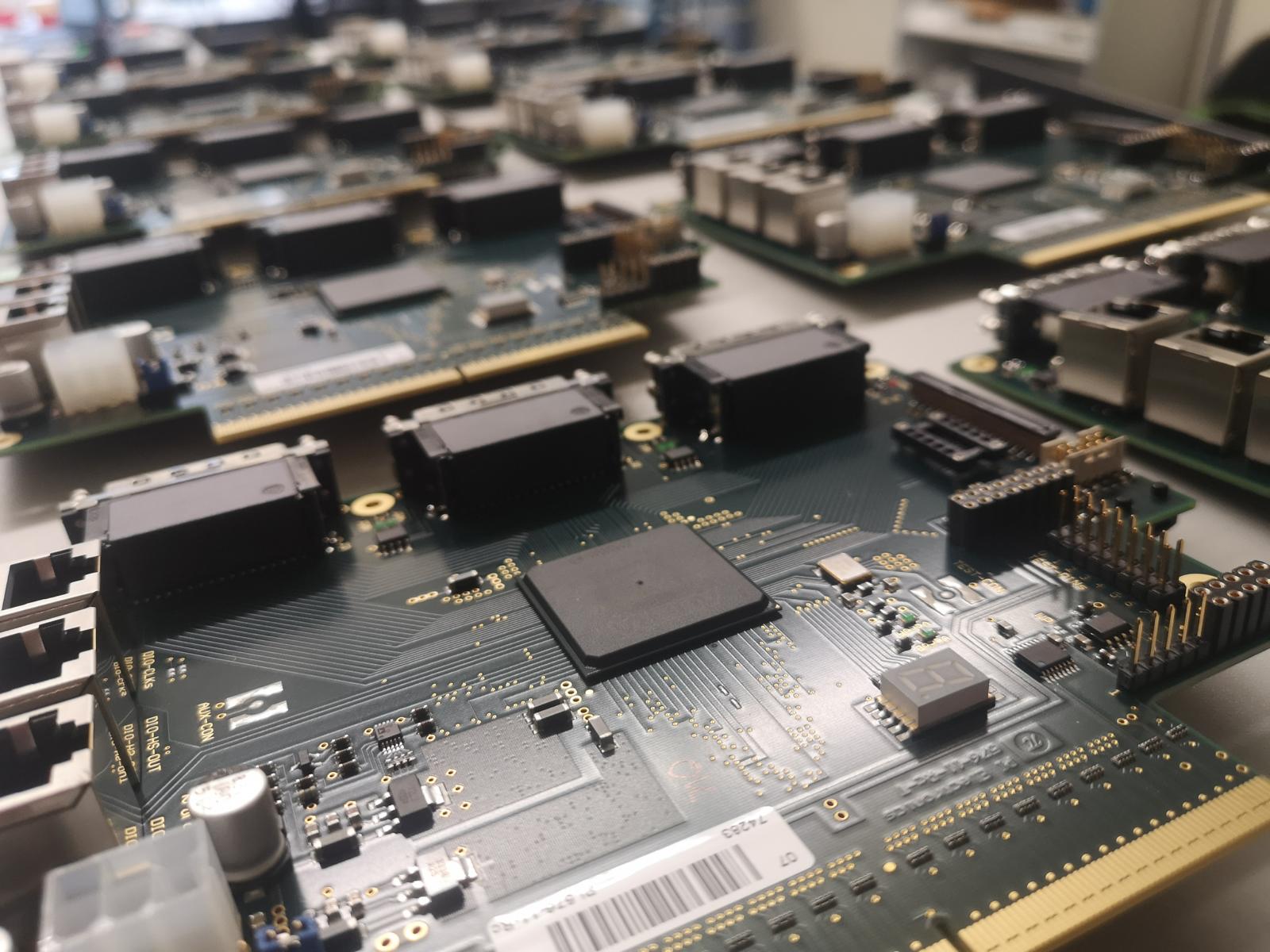 Elektronik-Entwicklung – PI Electronics AG